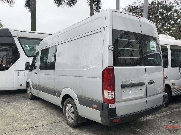 Xe tải Van Hyundai Solati 6 chỗ ngồi tải trọng 980Kg - Hyundai Miền Bắc
