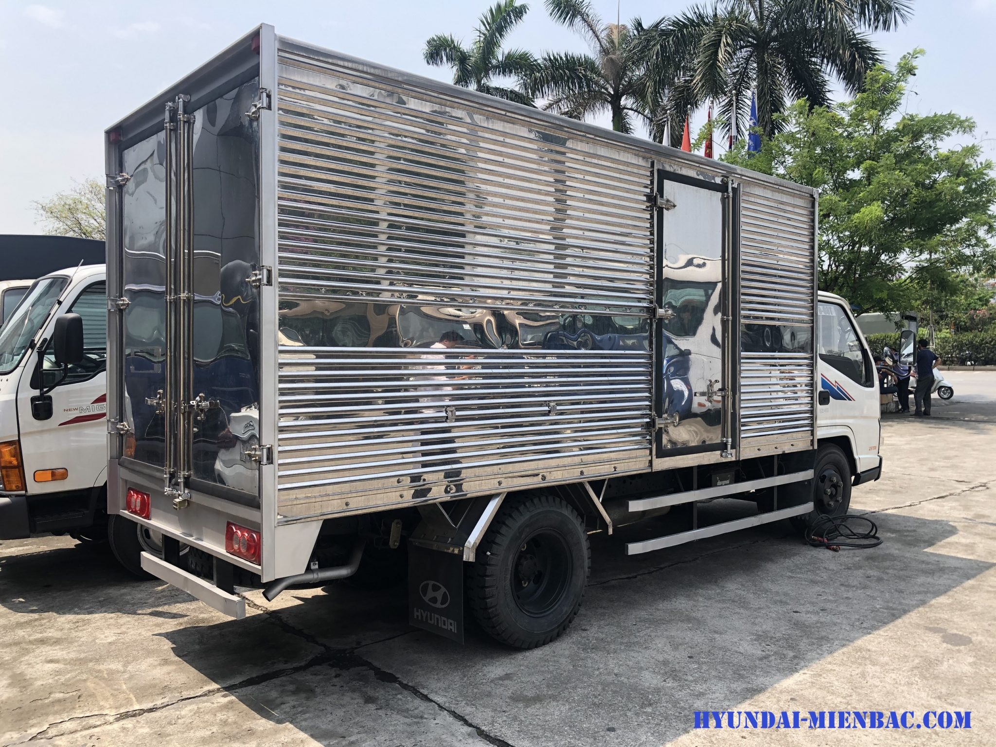Xe tải IZ49 2.5 tấn Hyundai Đô Thành | Giá Xe IZ49, IZ65