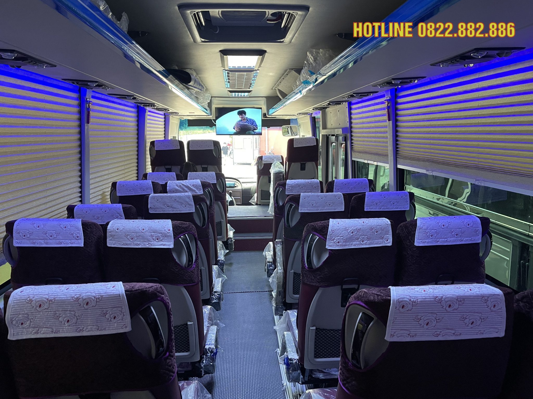 Samco Felix 29 - 34 chỗ ngồi máy Isuzu kiểu dáng Selega Nhật Bản