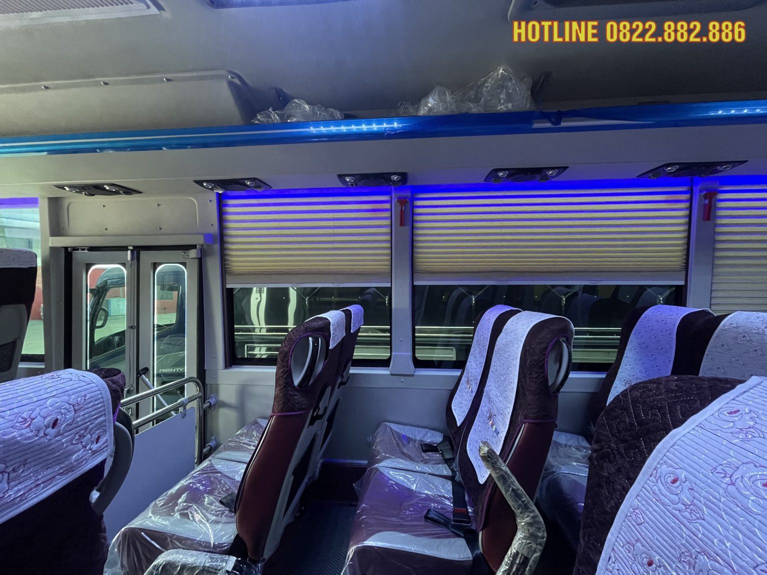 Samco Felix 29 - 34 chỗ ngồi máy Isuzu kiểu dáng Selega Nhật Bản